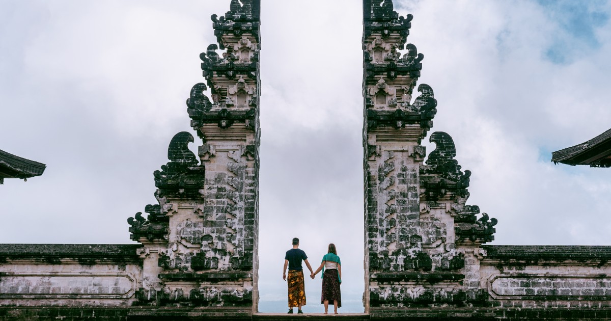 5 Tempat Foto Prewedding Terbaik dan Keren di Indonesia - Wedew